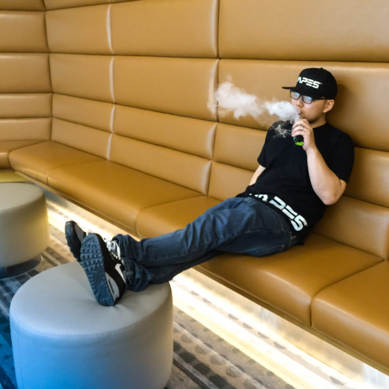 Vaping Lounges: The Next Best Thing - KLM Bio Scientific